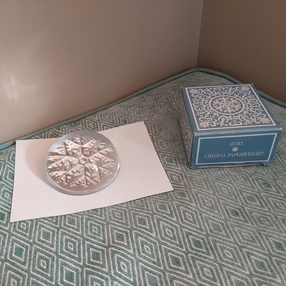 Avon | Holiday | Vintage Avon Lead Chrystal Snowflake Paperweight ...